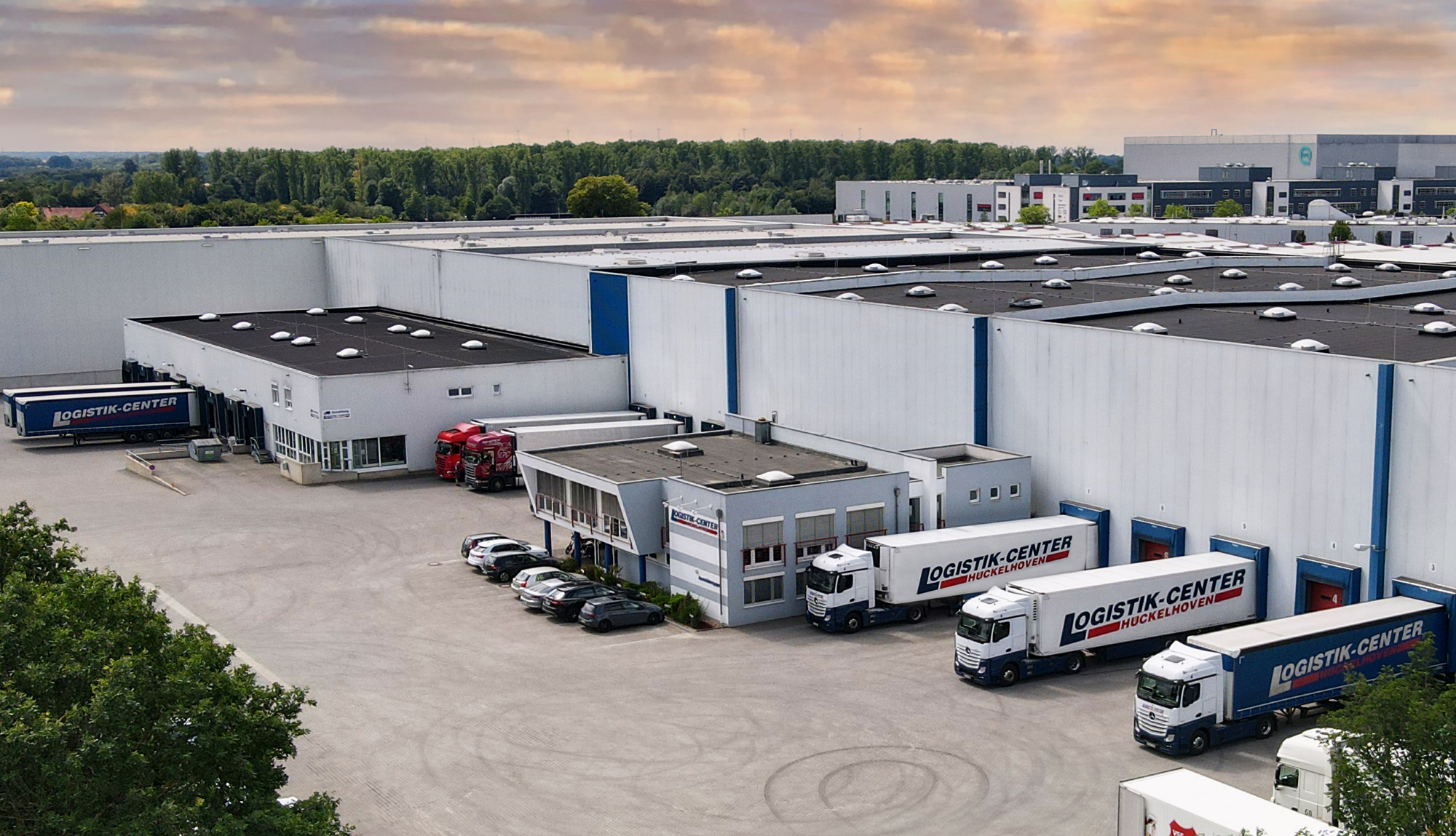 Transport : Logistik-Center Hückelhoven GmbH & Co. KG